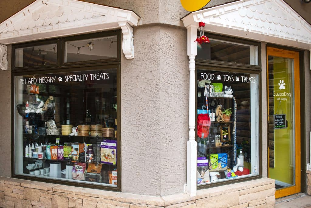 Meet Your Merchant: Danny and Gina Philips, Guapo Dog | AspenTimes.com