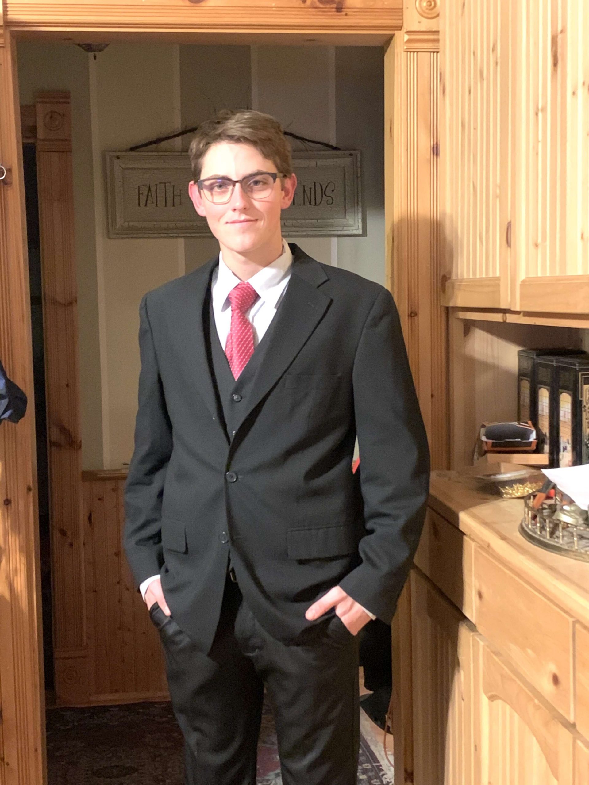 Aspen’s Jake Doyle, Basalt’s Tyler Sims latest golf caddies named Evans ...