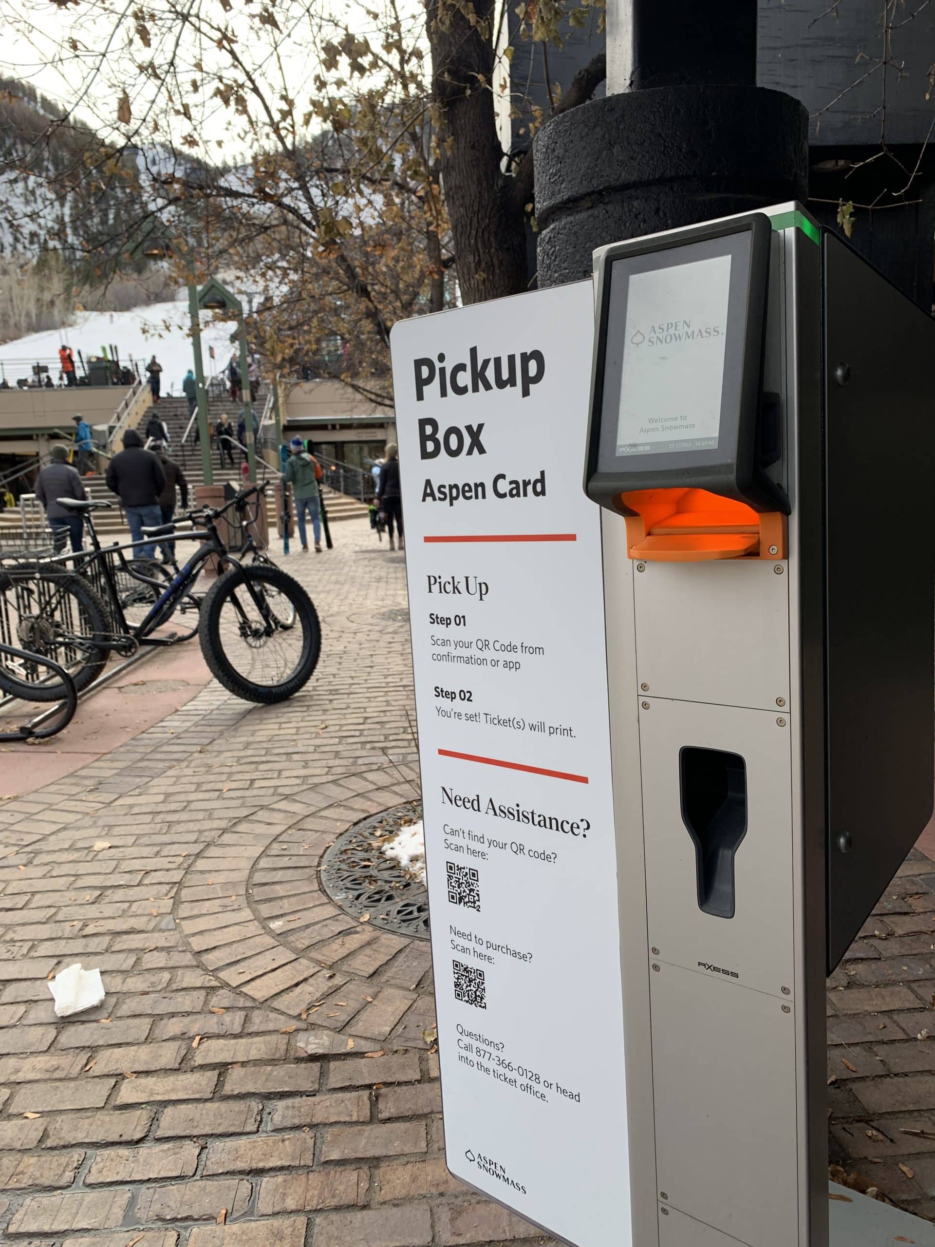 Aspen airport, get your ski passes here with pickup boxes | AspenTimes.com