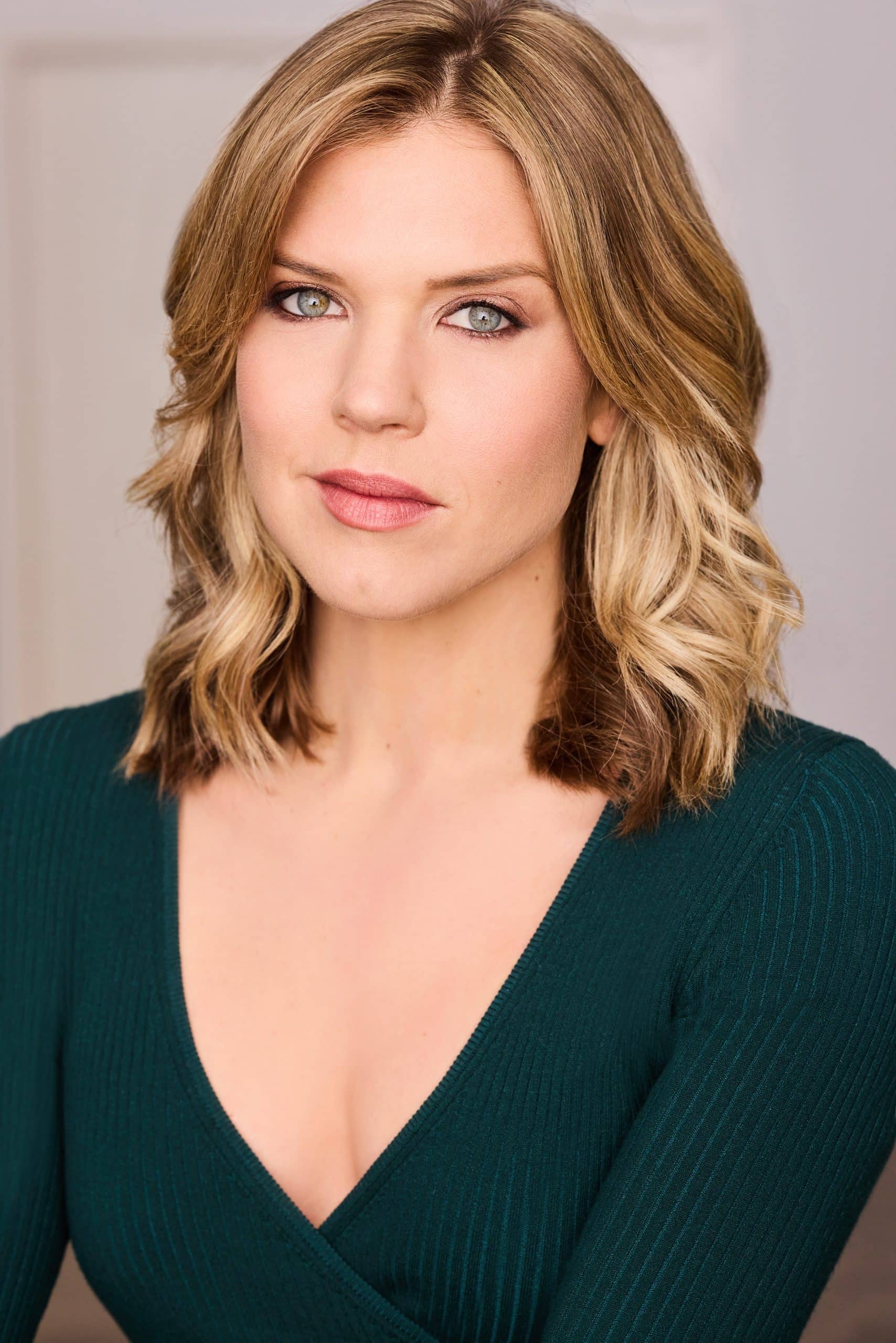 Theatre Aspen confirms Julia Knitel and Sara King to star in ‘Beautiful ...