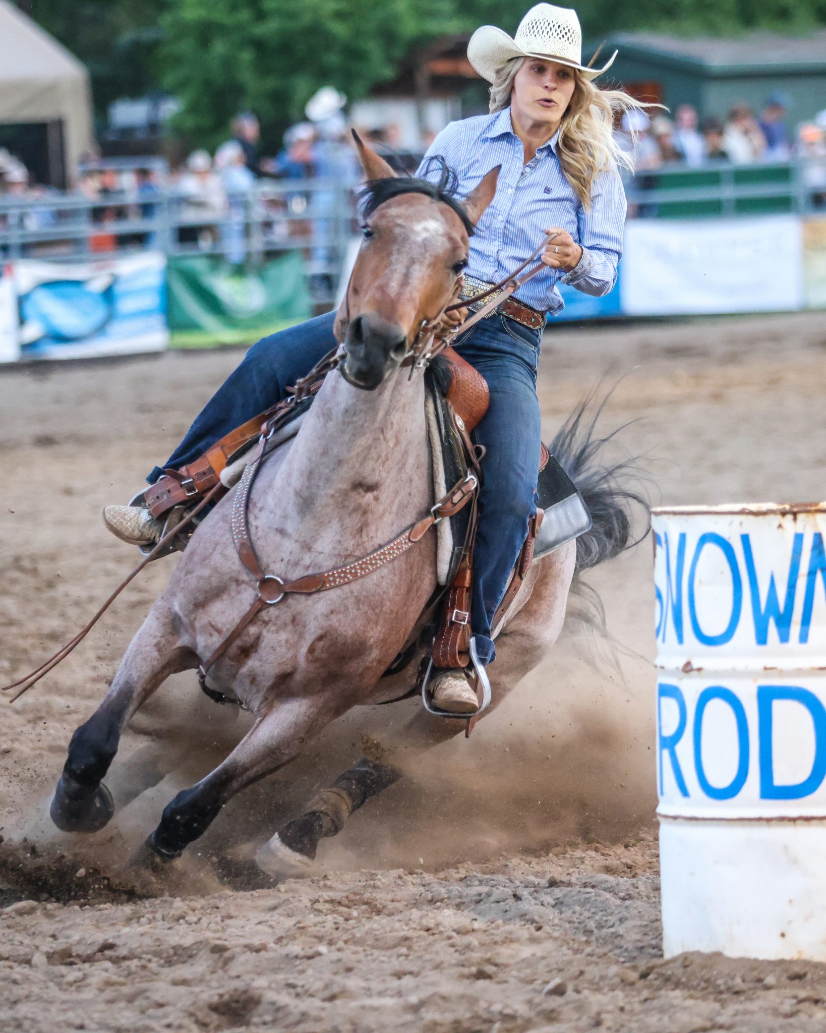 Well, howdy: Photos from the season-opening night at Snowmass Rodeo ...