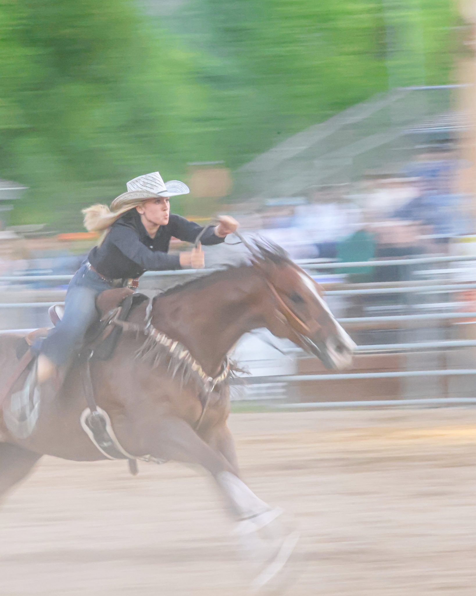 Well, howdy: Photos from the season-opening night at Snowmass Rodeo ...