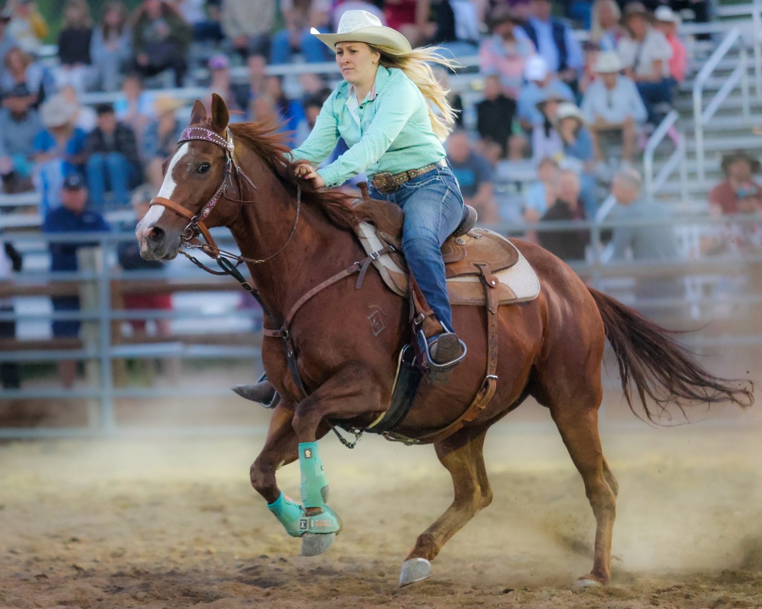 Well, howdy: Photos from the season-opening night at Snowmass Rodeo ...