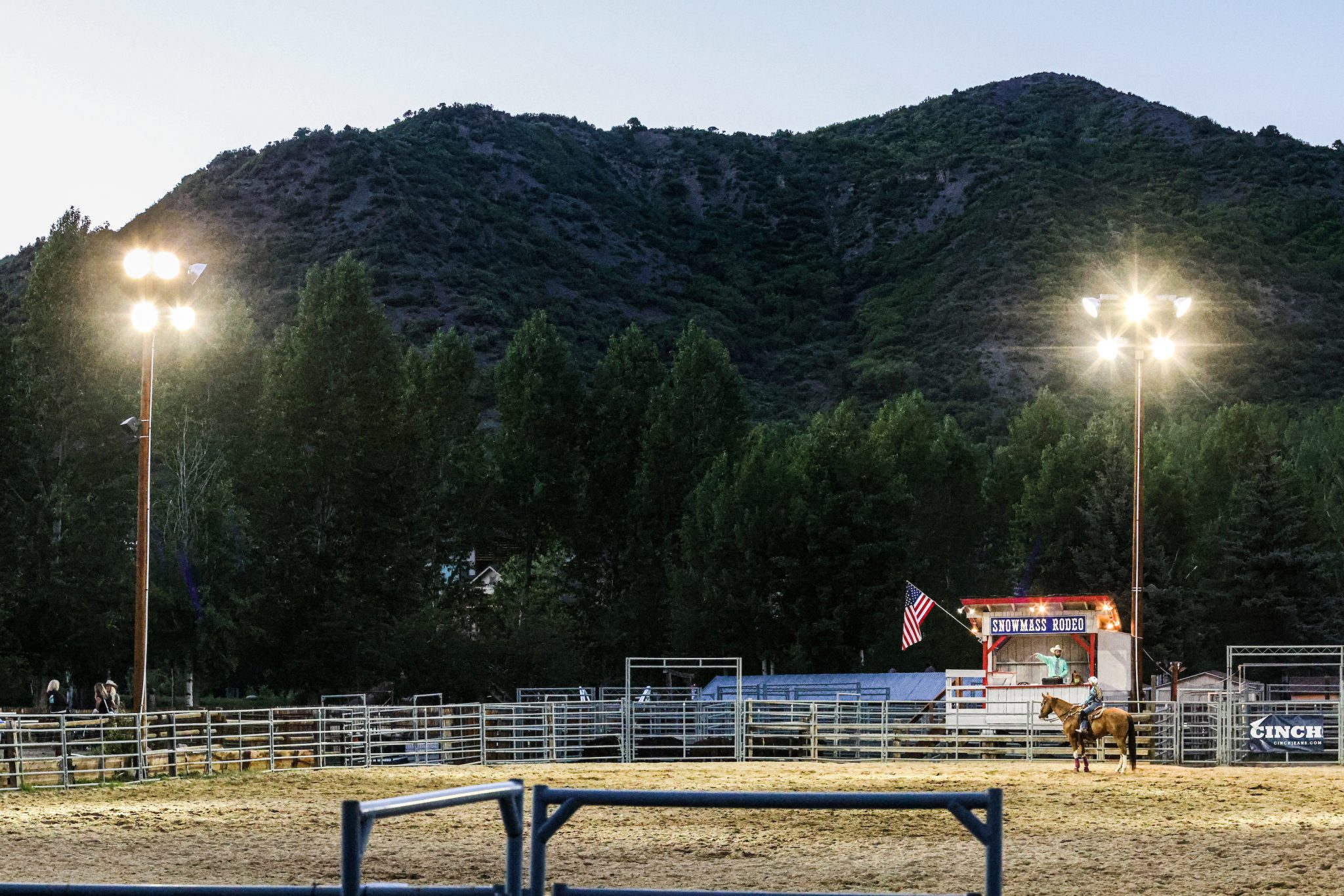 Well, howdy: Photos from the season-opening night at Snowmass Rodeo ...