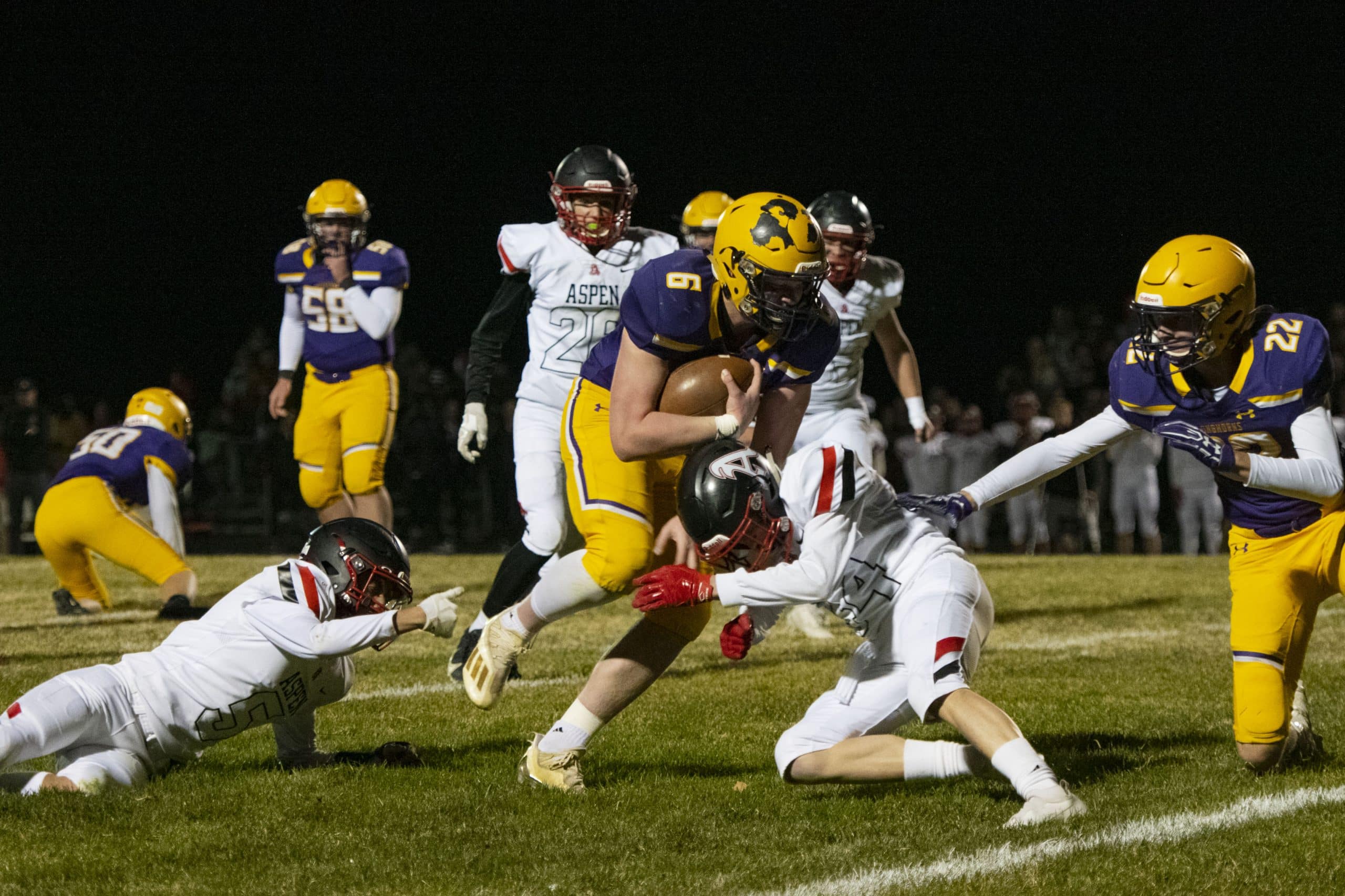 Basalt football lands as No. 10 seed, will play Saturday at No. 7 Brush ...