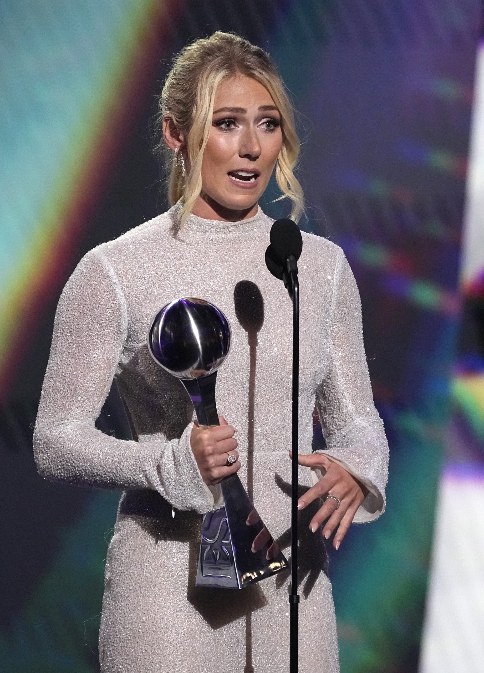 Mikaela Shiffrin wins Best Female Athlete at ESPN’s 2023 ESPY Awards ...