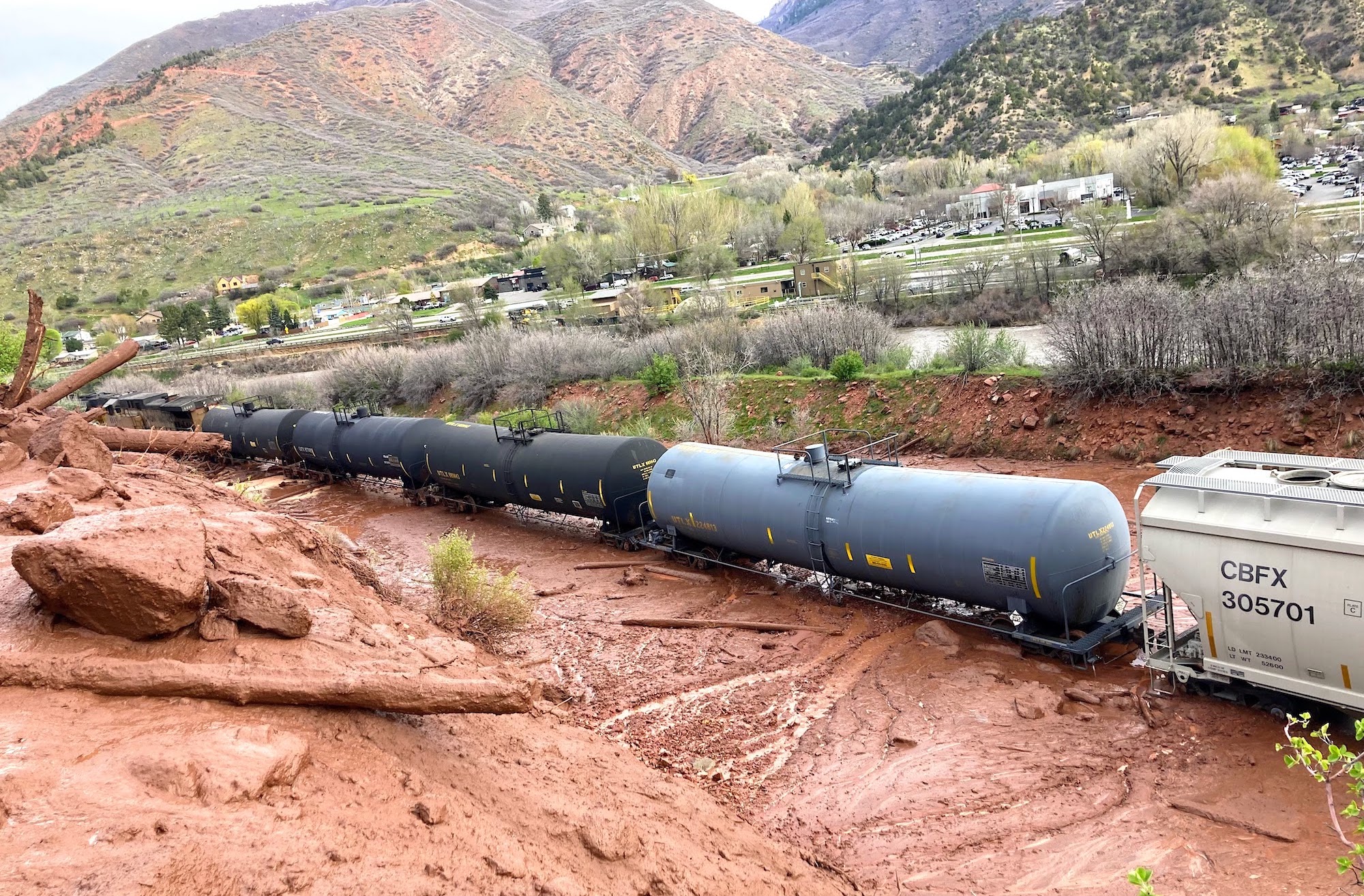 Down the Line: Accident risks for proposed oil trains could be highest ...