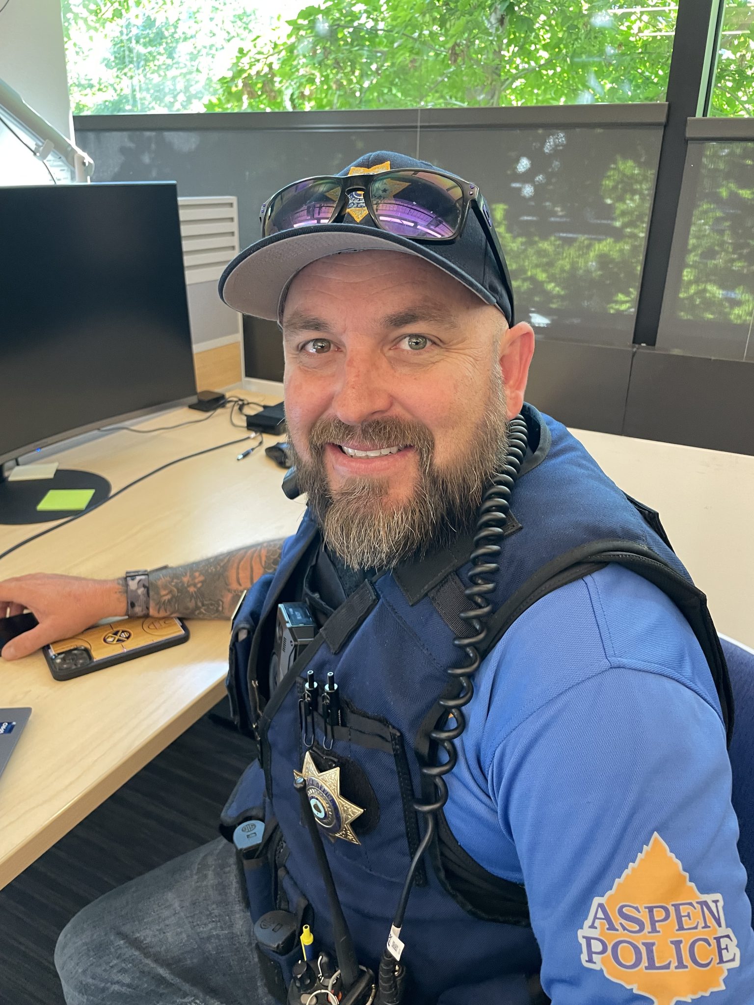 New Aspen Police hire Josh Bennett sworn in before city council ...