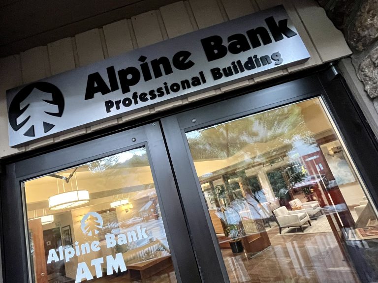Alpine Bank warns of text scams on the rise in Western Slope ...