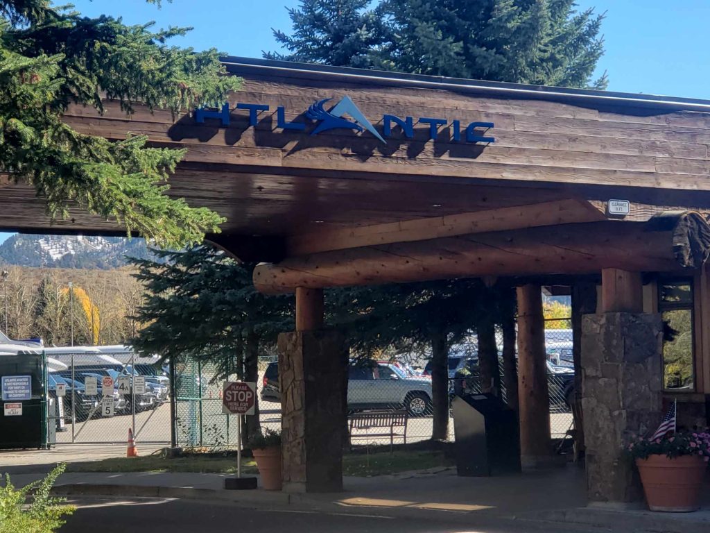 Aspen airport FBO workers one step closer to unionizing | AspenTimes.com