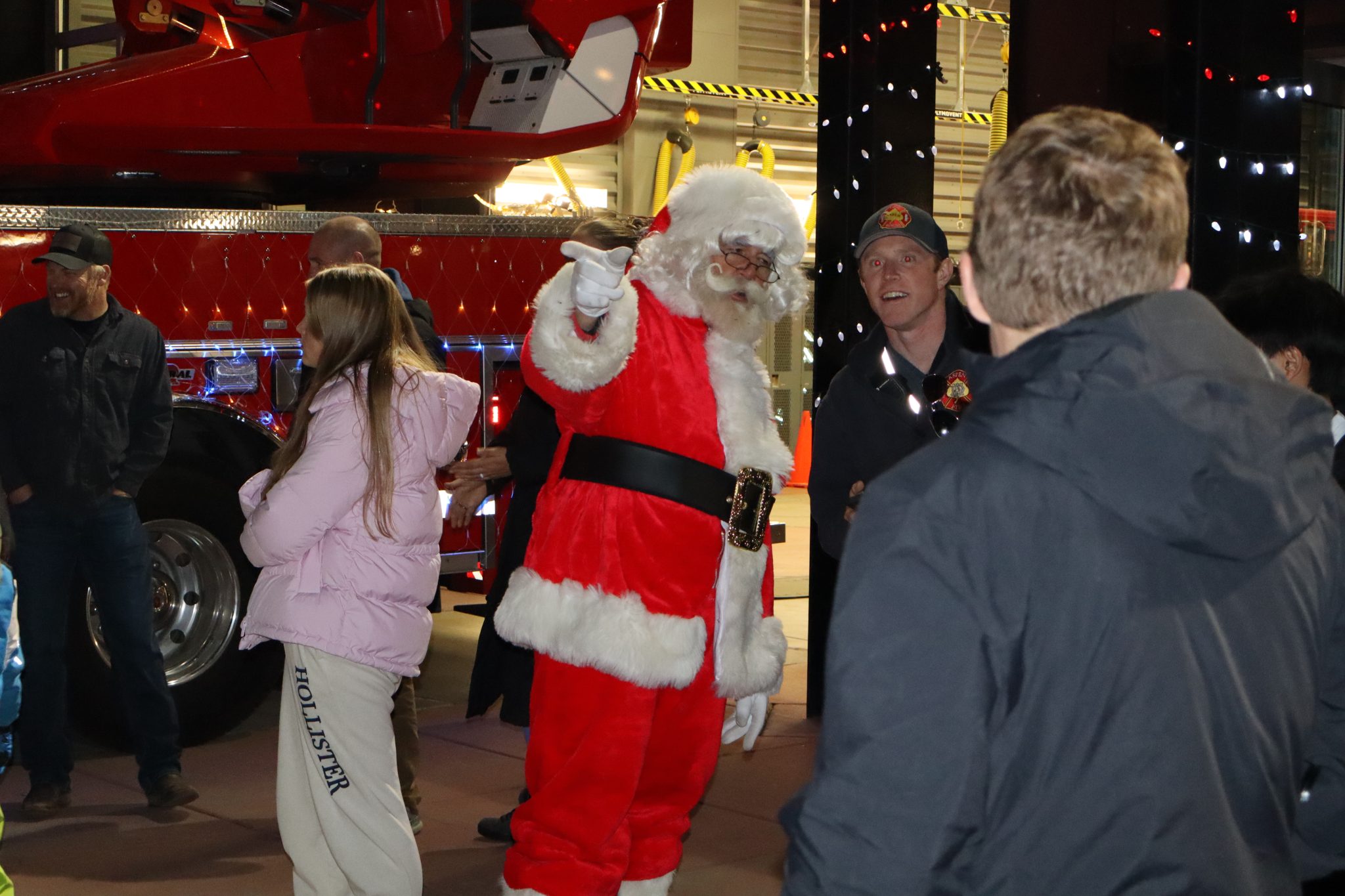 PHOTOS: Aspen Fire Department’s 2023 Santa and Sparky’s Firetruck Ride ...