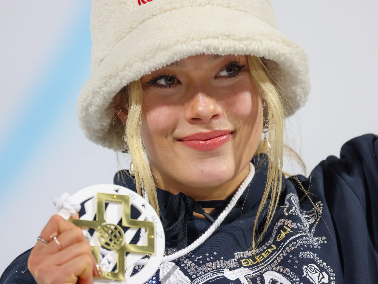 Eileen Gu’s return to X Games Aspen superpipe ends much like first ...