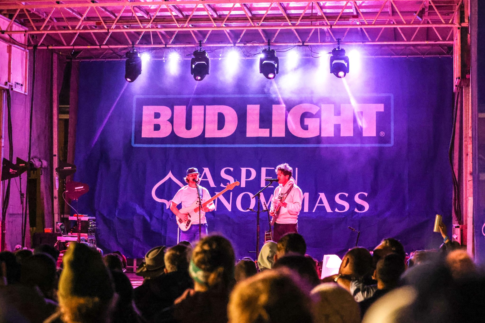 PHOTOS: Bud Light Hi-Fi Concert Series and night skiing return to Aspen ...
