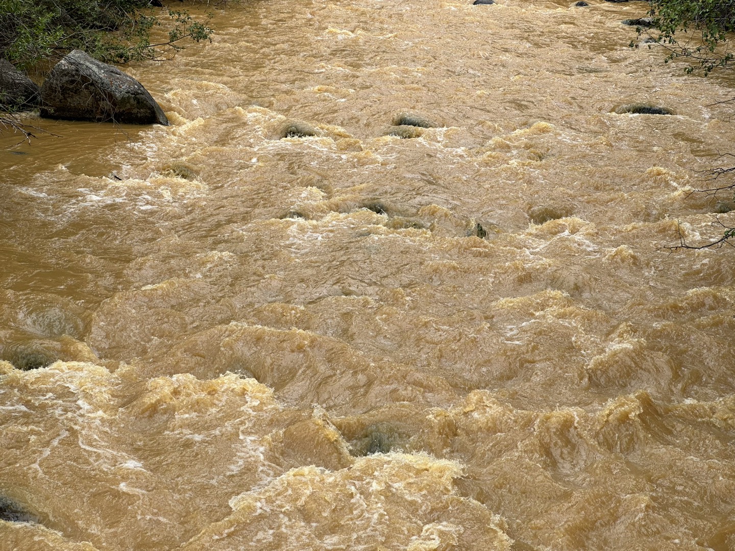 Construction at Grizzly Reservoir Dam causes water discoloration at ...