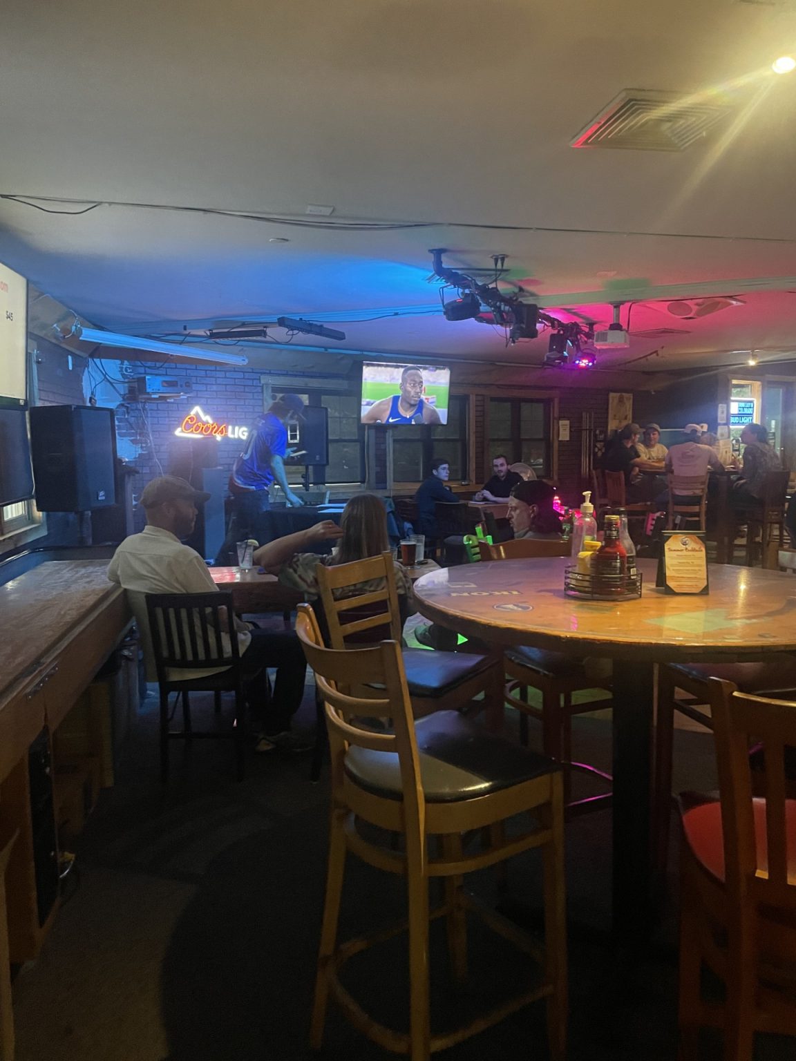 Stubbies in Basalt keeps trivia tradition alive | AspenTimes.com