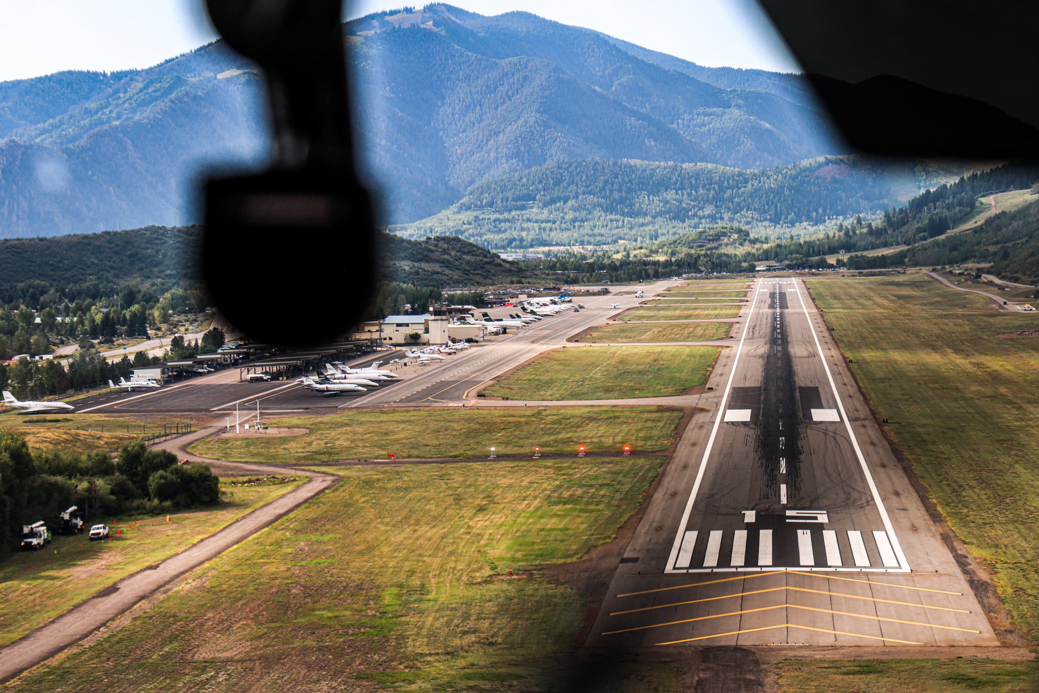 Aspen airport to begin accepting proposals for runway, terminal designs ...