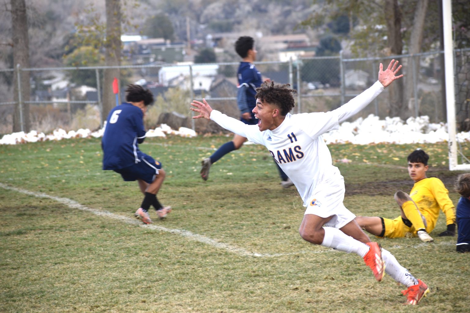 Roaring Fork soccer beats Rifle, advances to 3A state semifinals ...