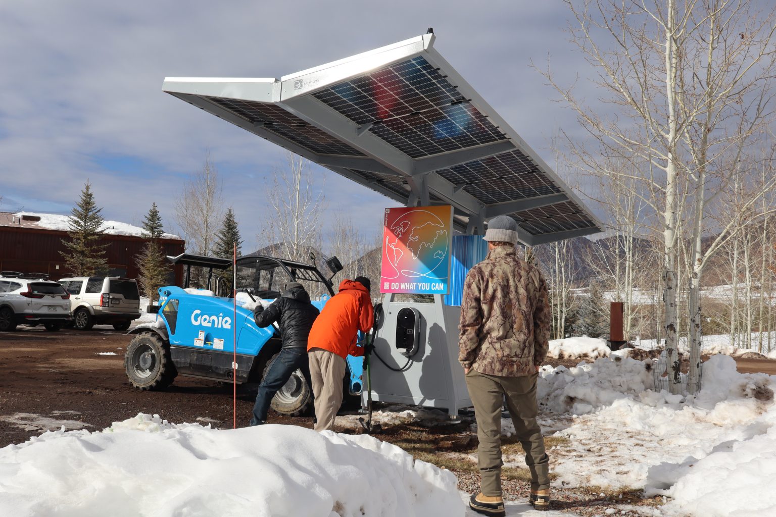 Solar-powered electric vehicle station replaced at Aspen Community ...
