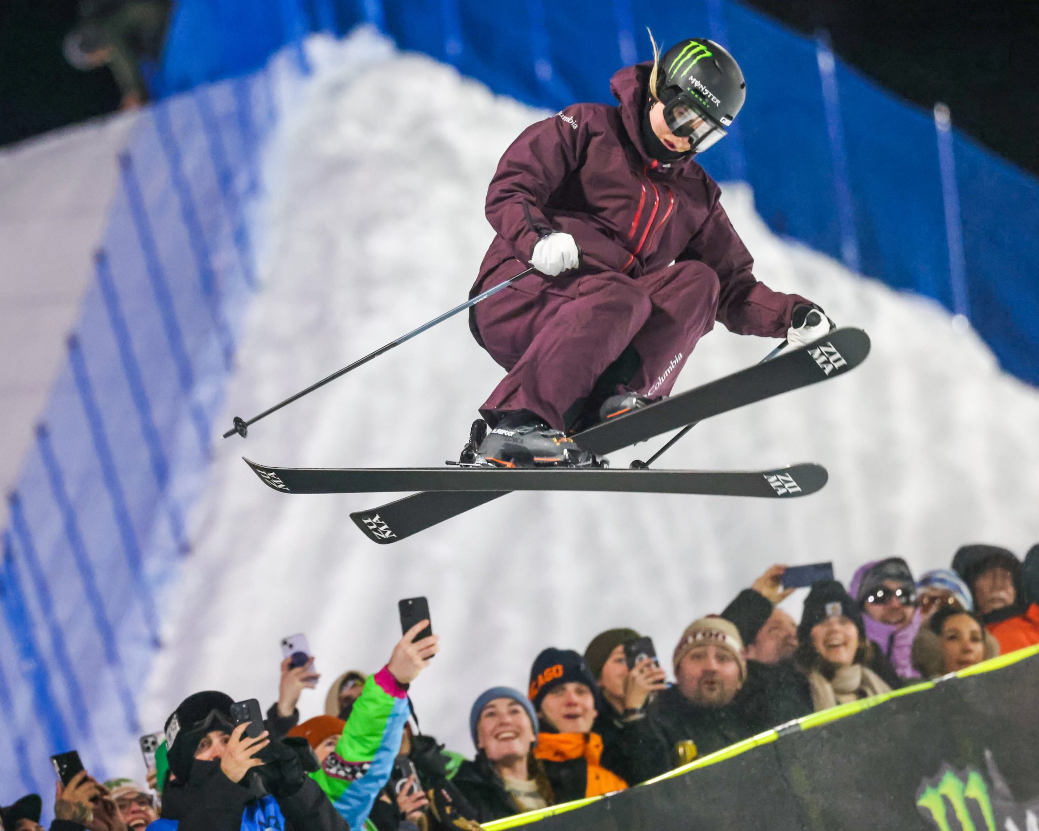 Former champ Cassie Sharpe returns from hiatus, wins X Games halfpipe ...