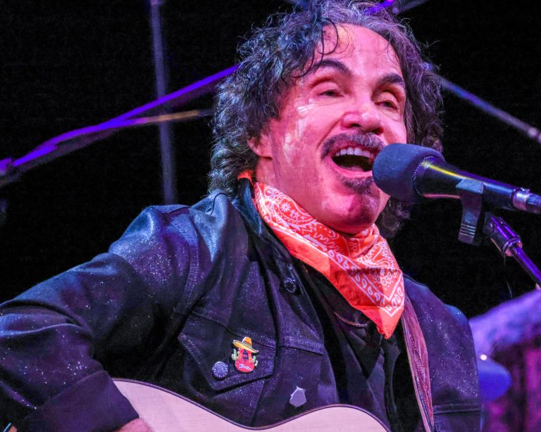 PHOTOS: Legendary musician John Oates returns to Aspen’s Wheeler ...