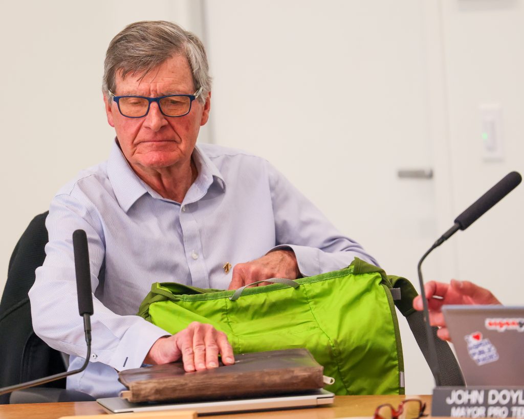 PHOTOS: Changing of the guard as new, old faces join Aspen City Council ...