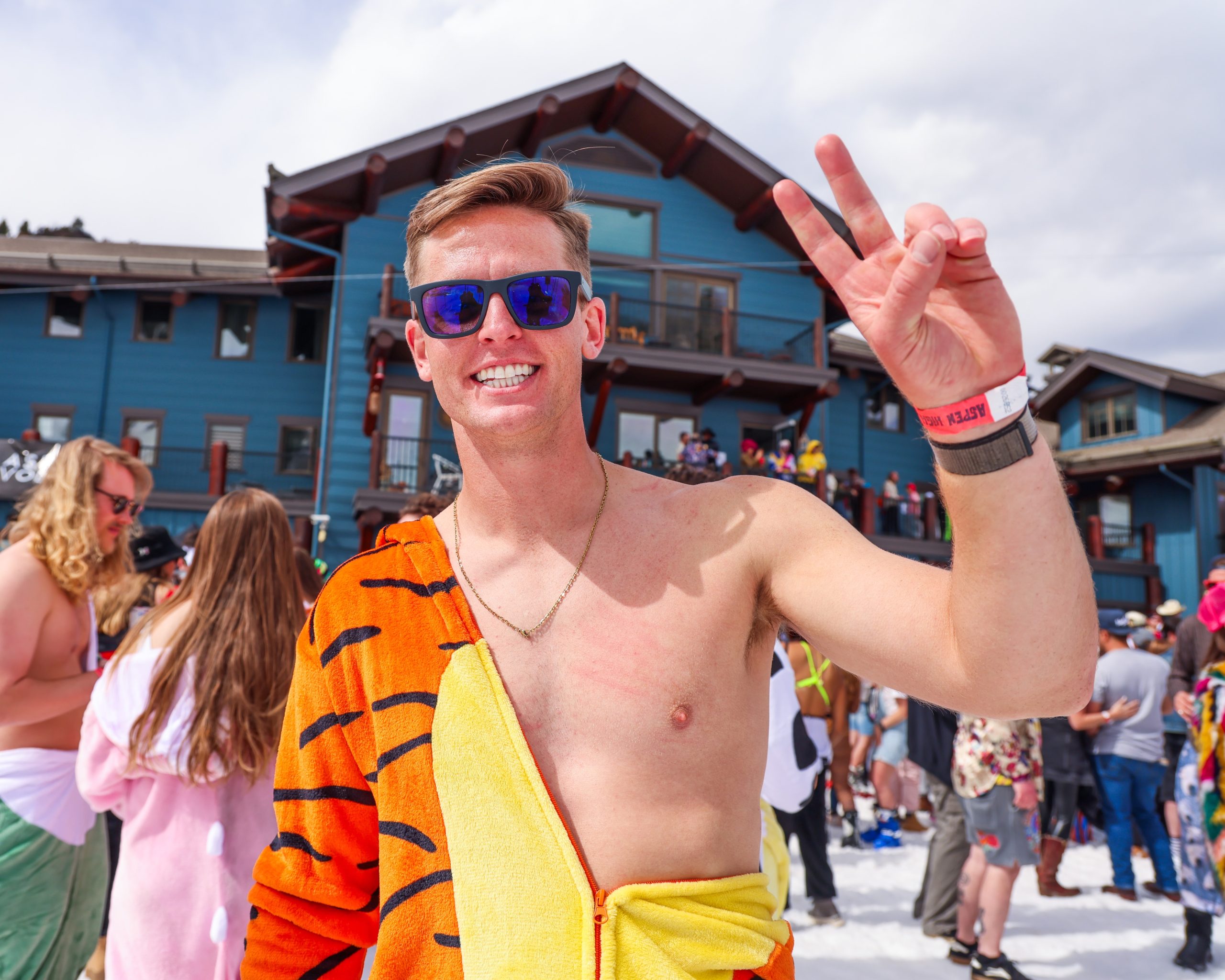 PHOTOS: Alehouse hosts annual closing day party at Aspen Highlands ...