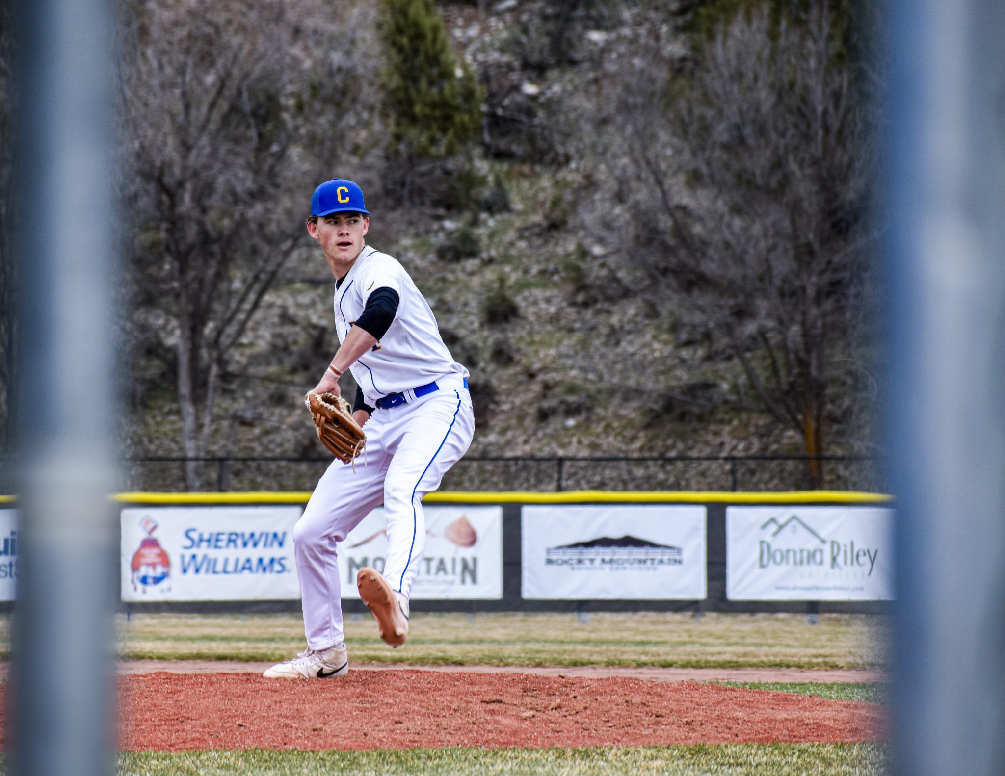 Roaring Fork’s Fenton signs to pitch in Arizona, lands scholarship ...