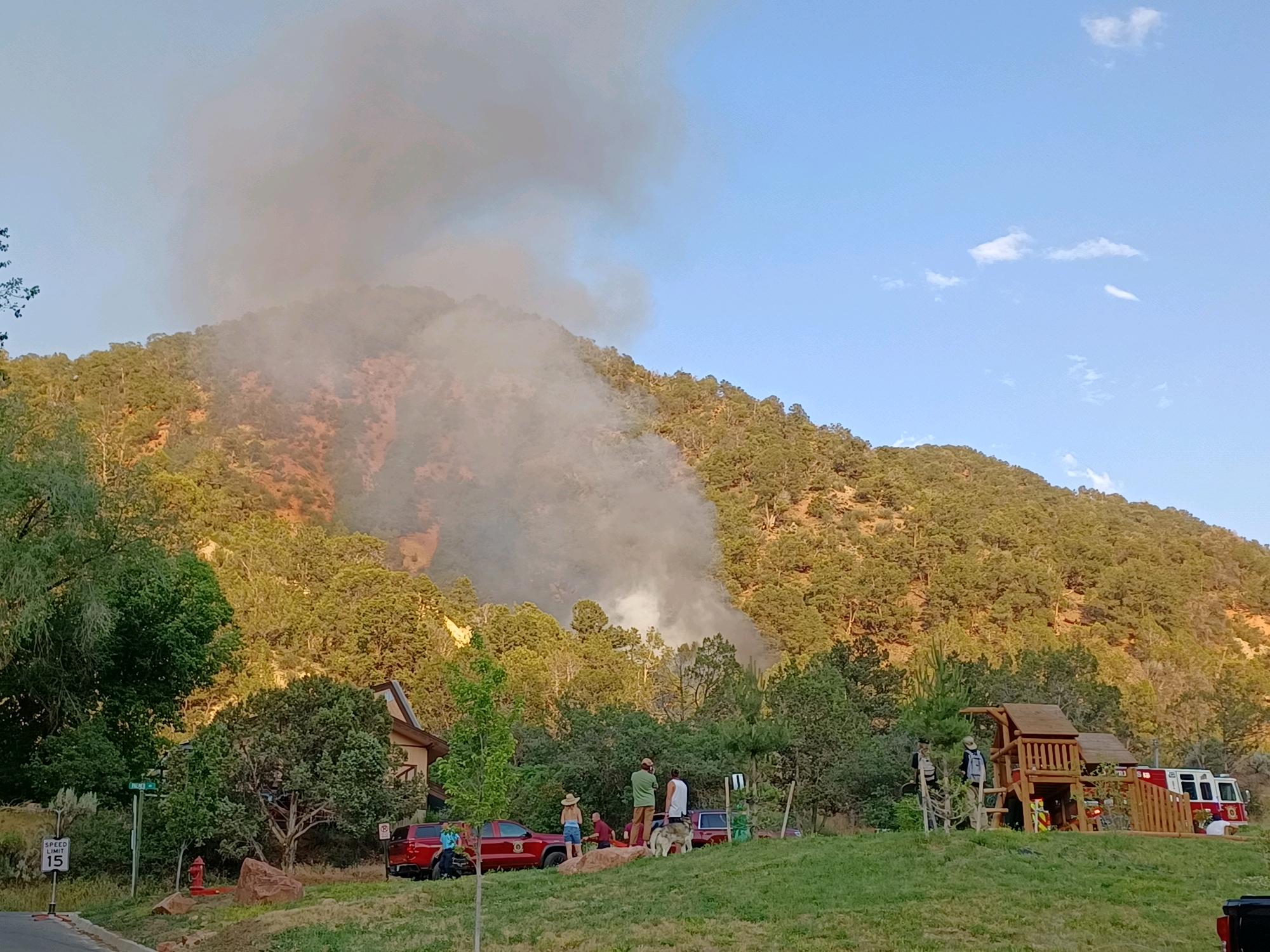 Fire northeast of Walmart in Glenwood Springs extinguished | AspenTimes.com