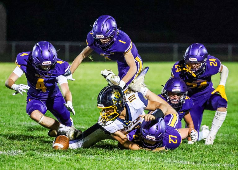Basalt football bounces back, handles business in win over Rifle ...