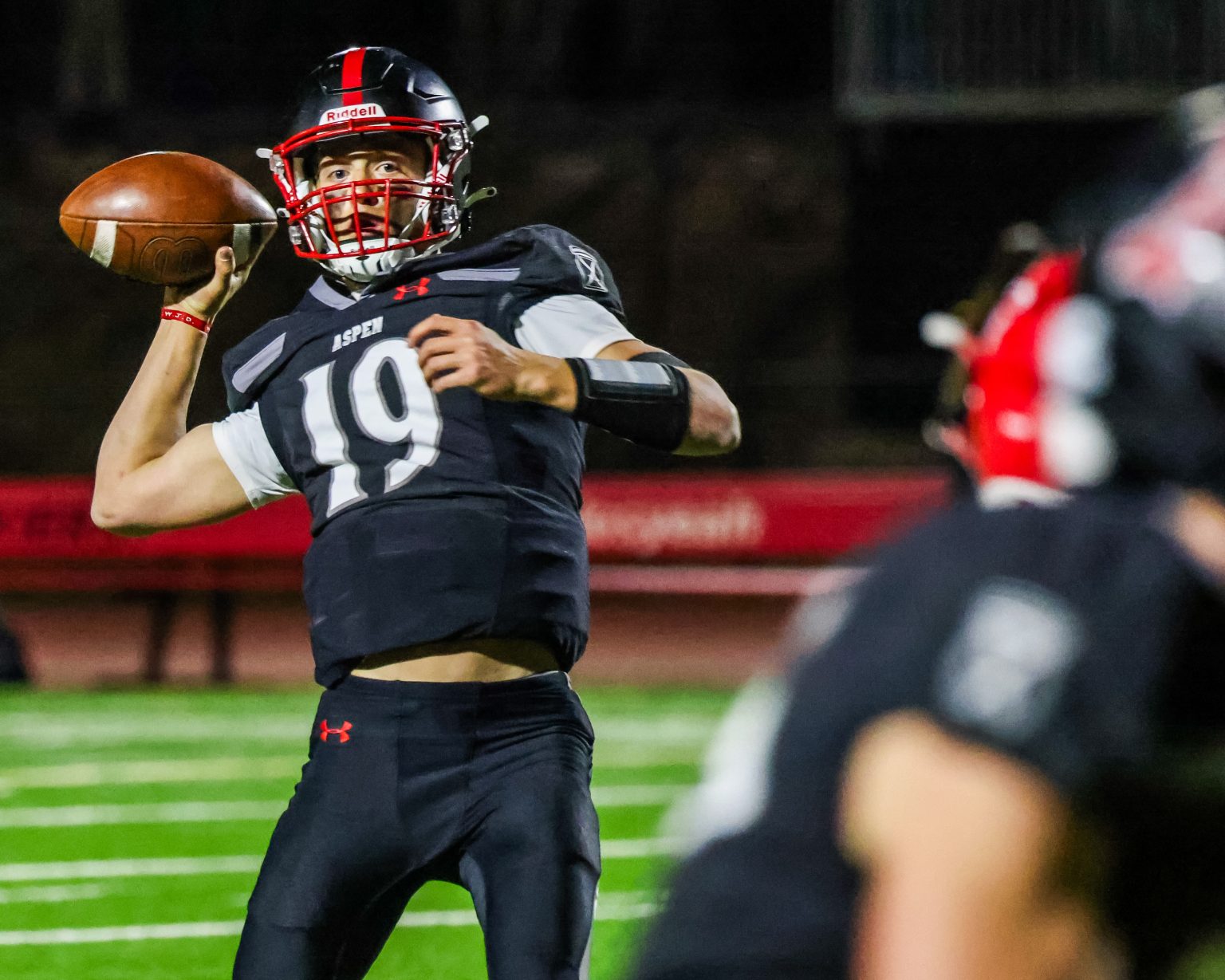 Preps: League play begins for football as postseason begins to take ...