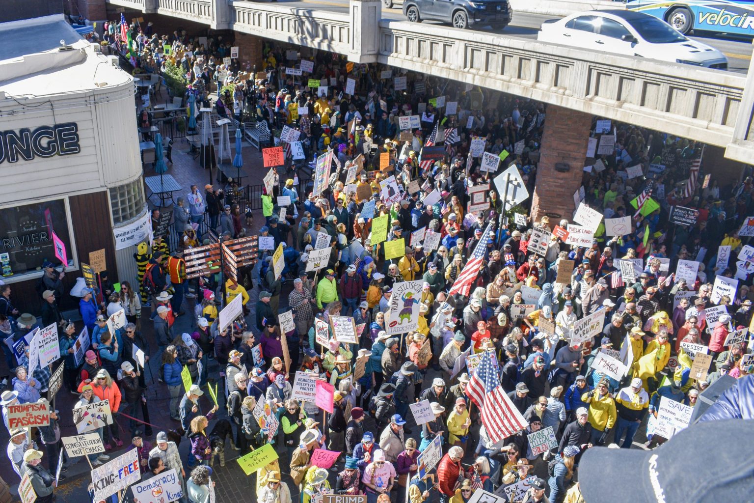 State Rep. Velasco joins Glenwood Springs ‘No Kings’ protest denouncing ...