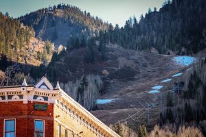 Unseasonably warm December sets temperature records as Colorado ...
