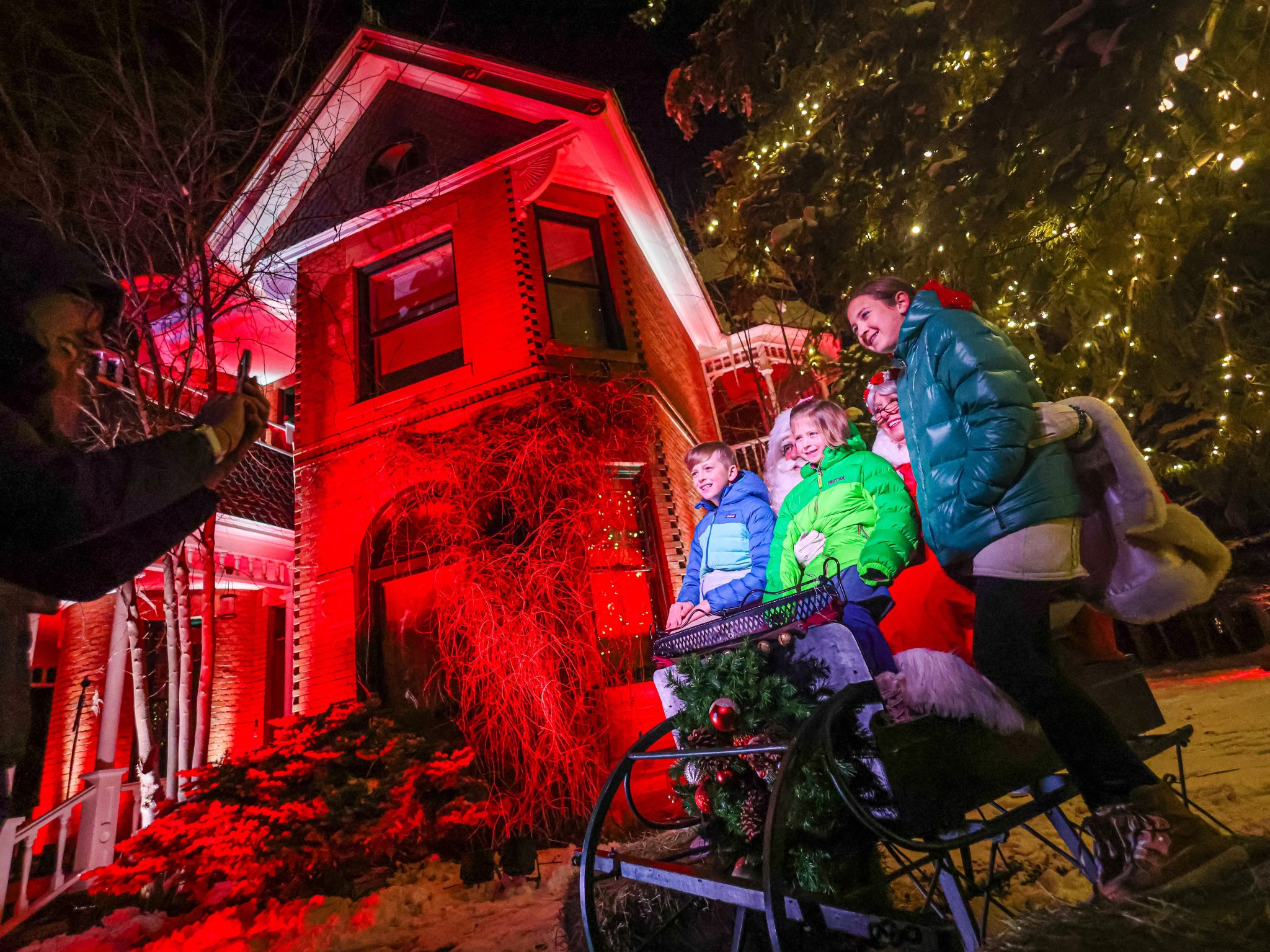 PHOTOS: Ho Ho Ho! Santa spotted in Aspen during tree lighting ...