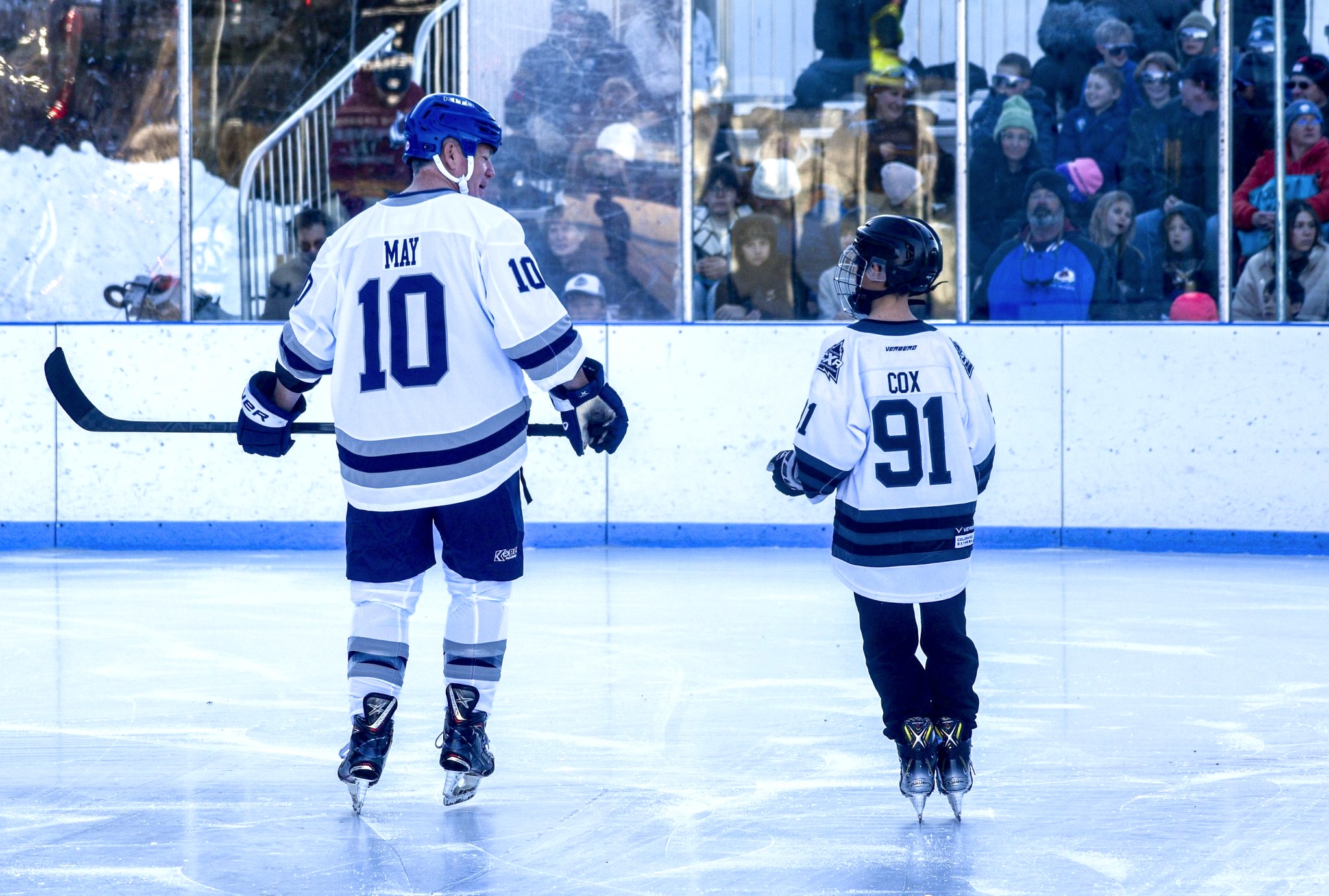 NHL alumni bring stars, spectacle to Carbondale outdoor hockey classic ...