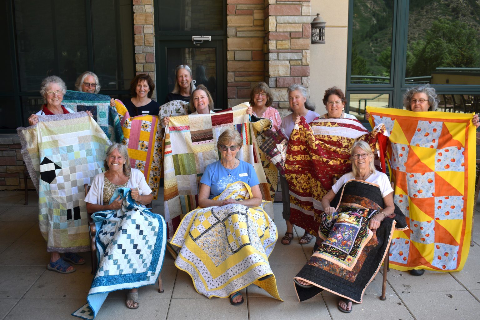 Roaring Fork Quilt Guild sews over 100 quilts for cancer patients ...
