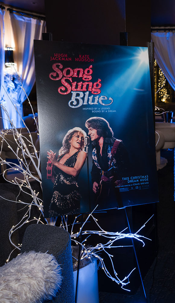 Mountain Mayhem: The Aspen debut of ‘Song Sung Blue’ | AspenTimes.com