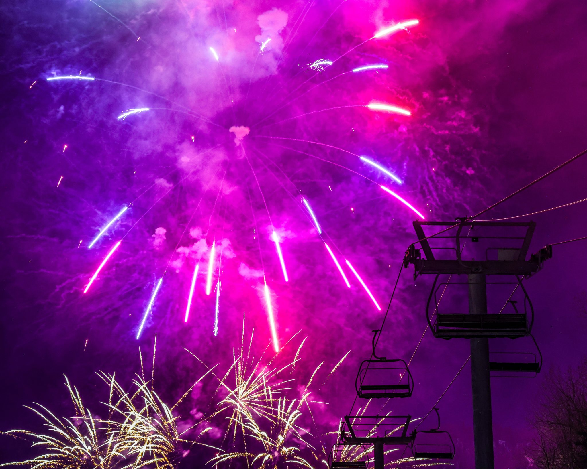 PHOTOS: Fireworks help bring the New Year to Aspen Mountain ...