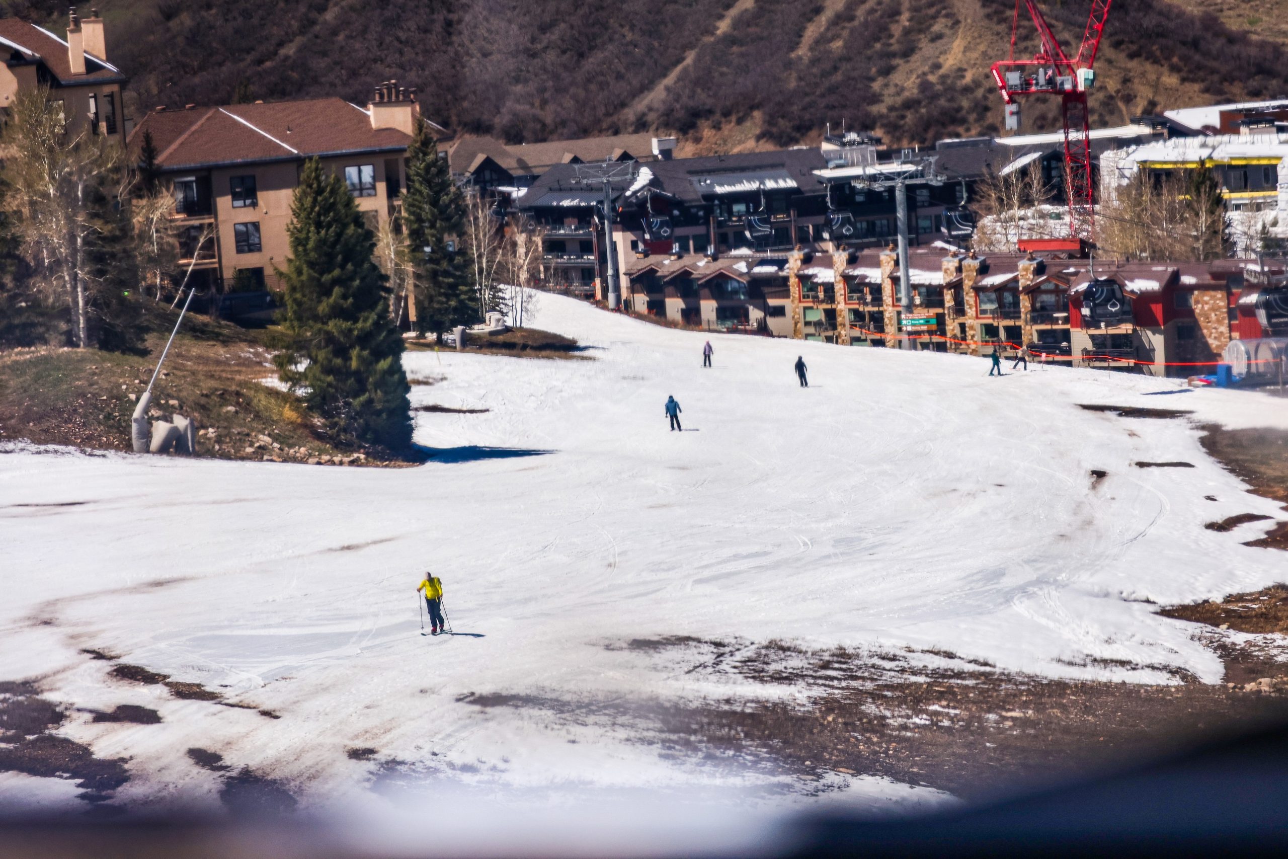 PHOTOS: Last call for Snowmass as ski and snowboard season ends early ...