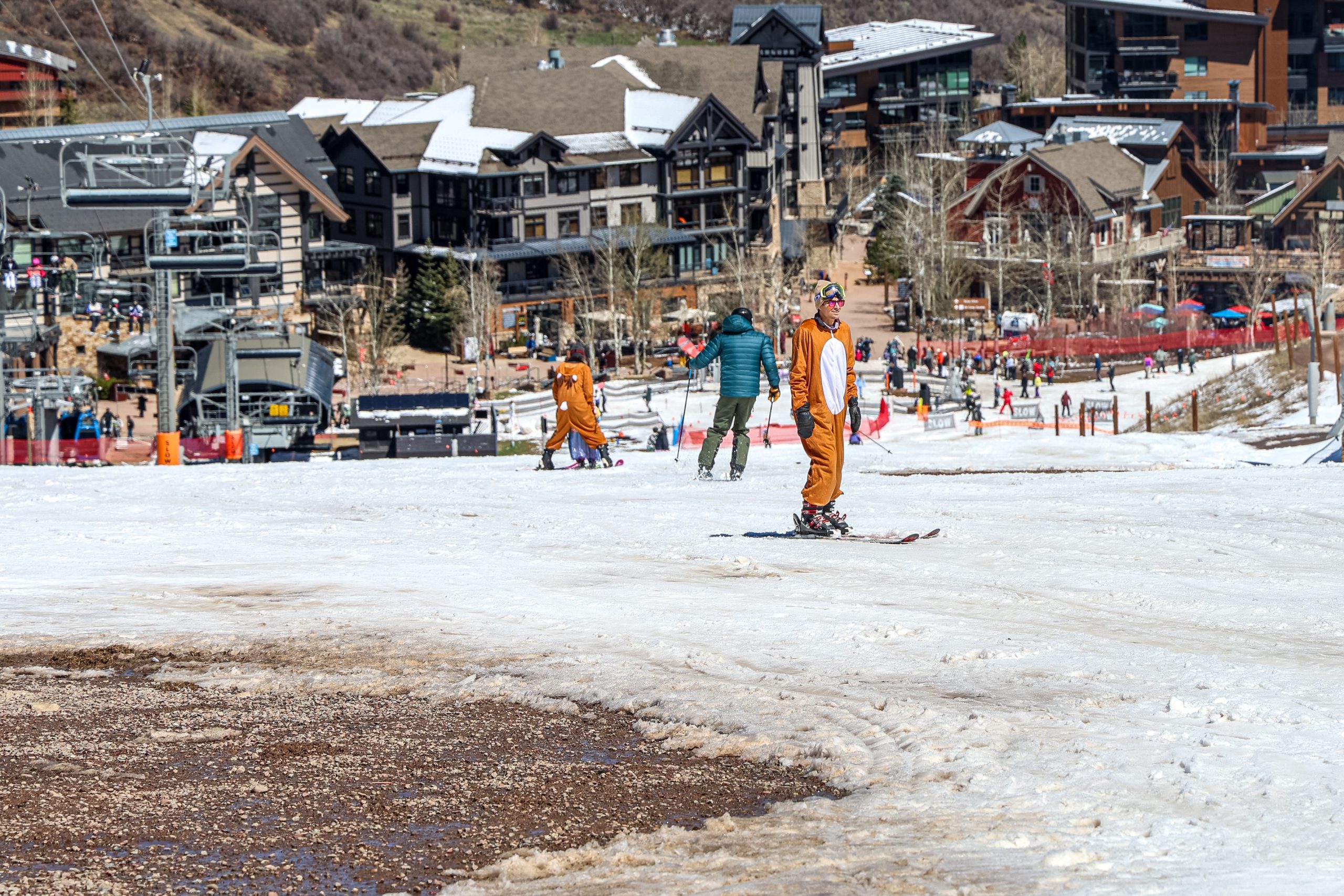 PHOTOS: Last call for Snowmass as ski and snowboard season ends early ...
