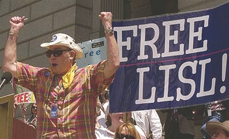 Boulder author pens book on Auman prison release campaign ...