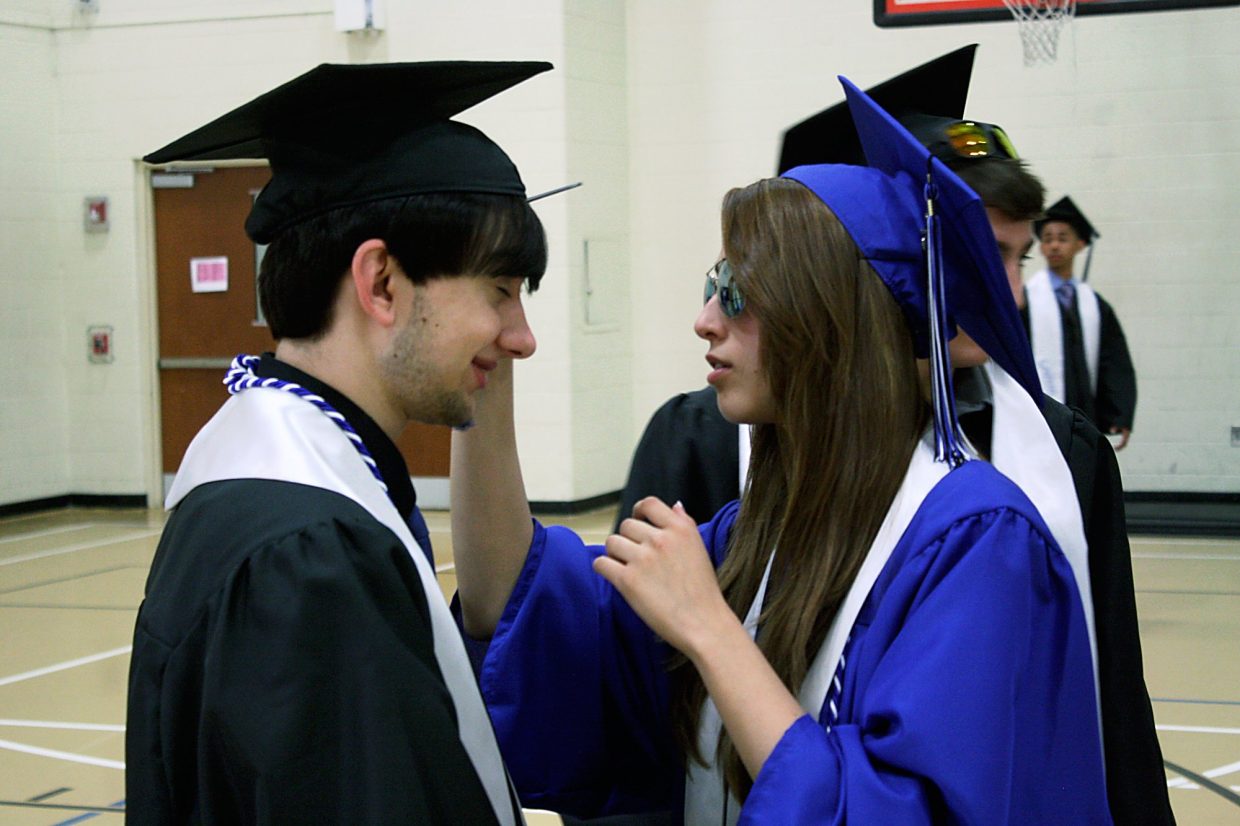 Coal Ridge High School commencement provides a lesson in perseverance ...