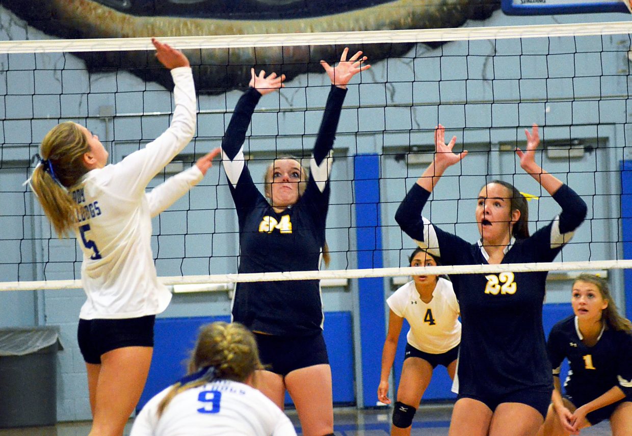 Rams volleyball sweeps Bulldogs | PostIndependent.com