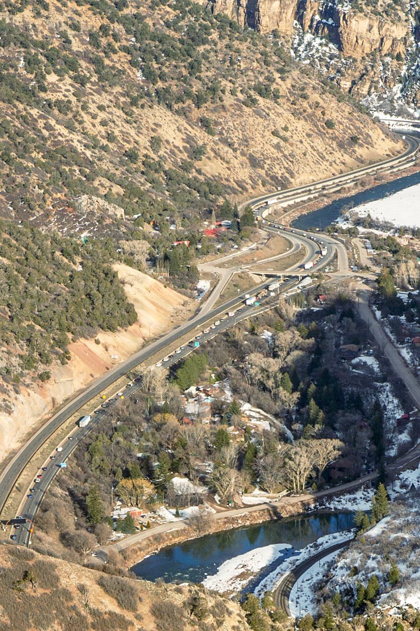Drivers report long waits in canyon; CDOT evaluates | PostIndependent.com