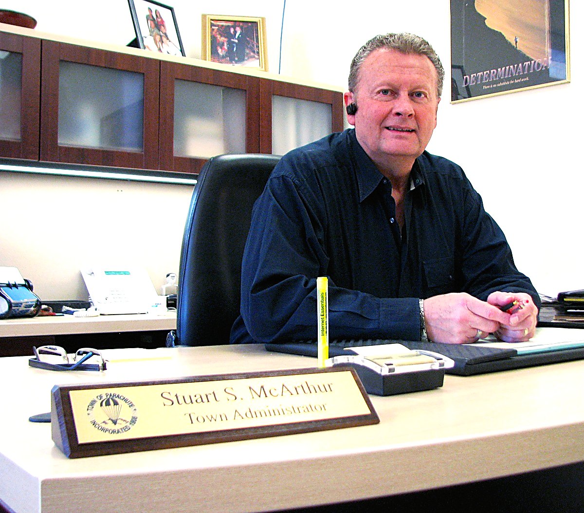 Energy, municipal backgrounds help McArthur in Parachute ...