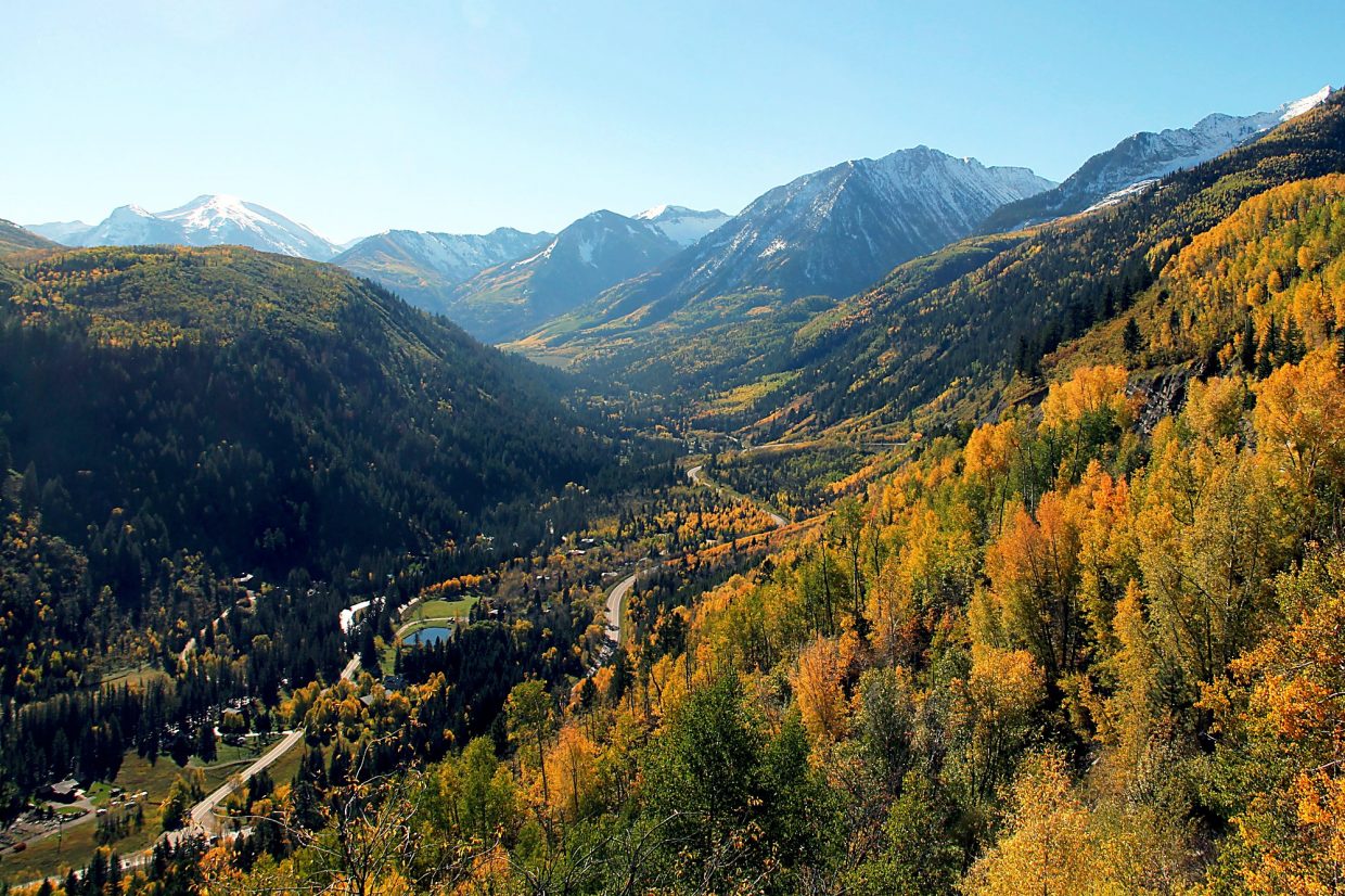 Changing leaves attract tourists during fall season | PostIndependent.com