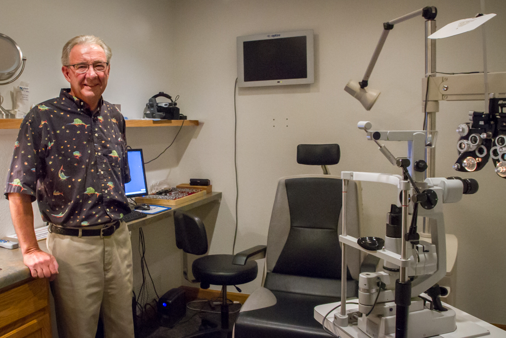 Sunday Profile: Retiring one-time optometrist to the stars has seen a ...