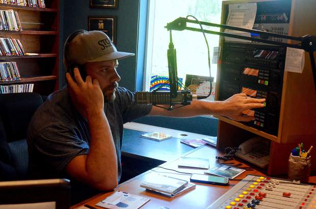 Carbondale’s KDNK wins OK for events; hopes to add revenue ...