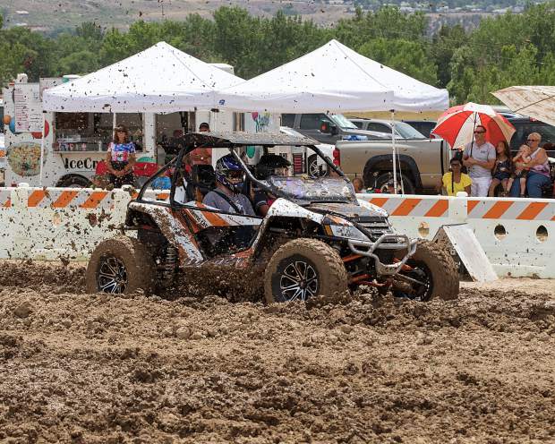 Country artists announced for Parachute’s mud-splattering Rockmageddon ...