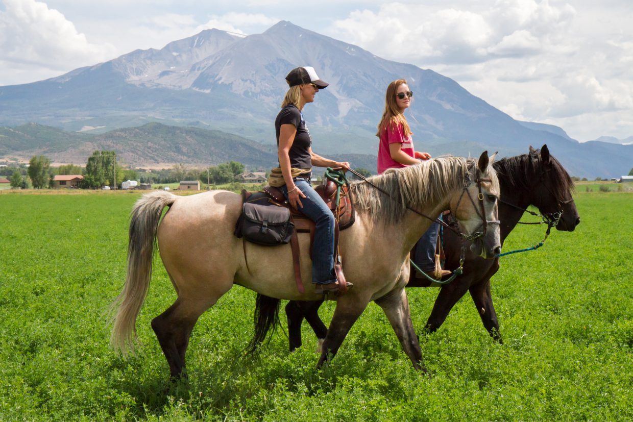 Selfies: Smiling Goat Ranch brings healing power of horse therapy to ...