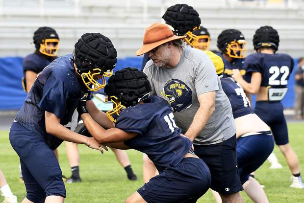 Guardian Caps are major success for Rifle football | PostIndependent.com